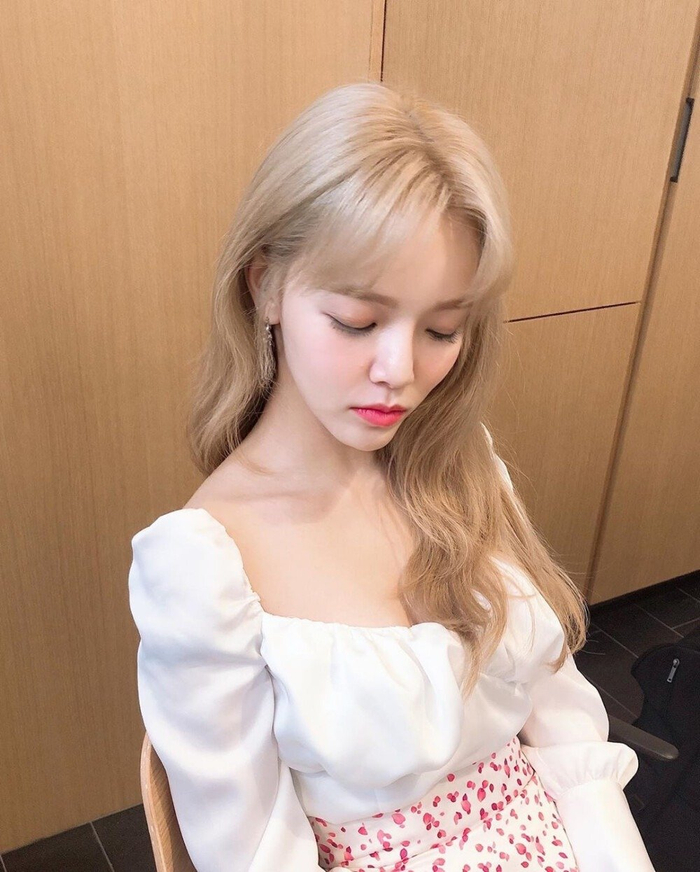 AOA申智珉签新公司准备复出，权珉娥复制TARA巨魔事件，成功拆队