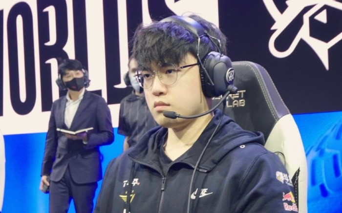 S赛冠军才是硬道理！韩网评历史五大AD：Uzi、阿水落选