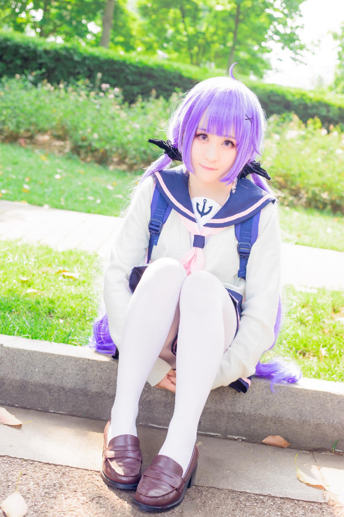 碧海航线独角兽cos：JK萌妹，肉嘟嘟的小脸好想捏！