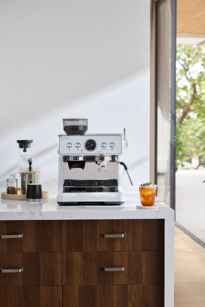 咖啡机挑选攻略：Barsetto百胜图BAE-2SAP和BAE-V1AP咖啡机哪款好？|咖啡机|百胜|咖啡_新浪新闻