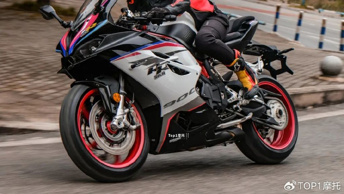 预售价69999元？QJMOTOR赛921上市在即，意大利血统加持实力强横