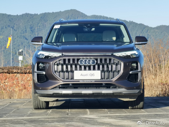 它不只是奥迪最大SUV，还是奥迪在中大型SUV上的绝地反击