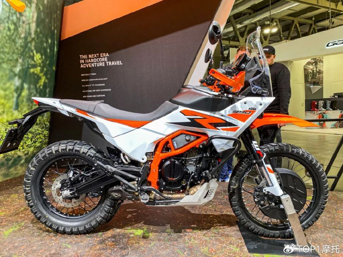 米兰车展丨KTM 390 ADV推出多个新版本，硬核的R版终于来了