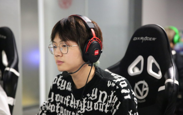 VG成为LPL最惨俱乐部！前有小乐言，后有Iboy：既送人头，又挂机