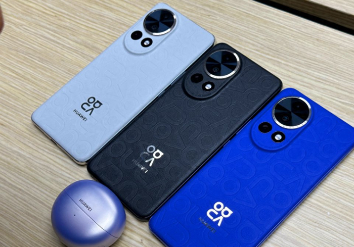 劝你不要考虑华为Nova12 Ultra，而是考虑华为Mate60，原因很真实