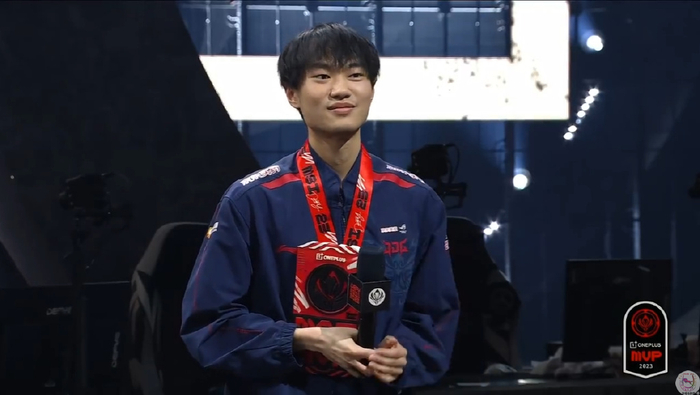 JDG击败BLG夺冠MSI！左手FMVP！尺帝大满贯！