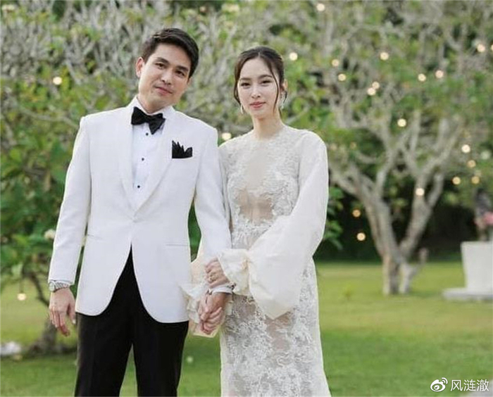 泰国最美变性人Poyd举行第2场婚礼，现场众星云集，AumP担任伴娘