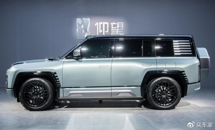 仰望U8更多信息曝光，“鸡血”模式加速仅3.6秒，续航却仅180km？