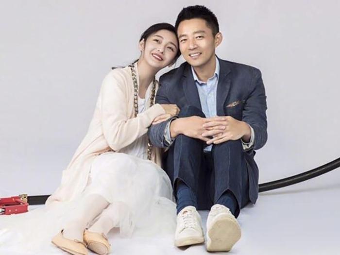 张兰，戴绿帽子了汪小菲大s张兰新浪新闻