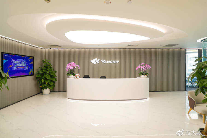 大突破！国产5G L-PAMiD射频前端模组实现量产，打破国外技术垄断|前端|射频|唯捷创芯_新浪新闻