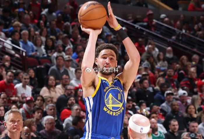 5年前克莱汤普森NBA总决赛，G6严重伤病，却还是坚持返场罚球！|克雷·汤普森_新浪新闻