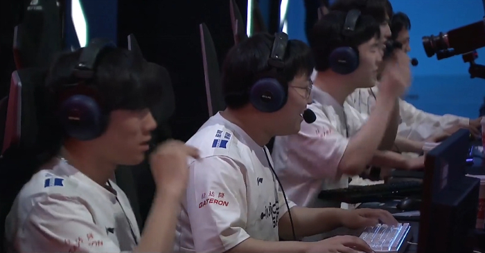 uzi带队战胜FPX！IG让一追二击败JDG，小将天真完爆kanavi