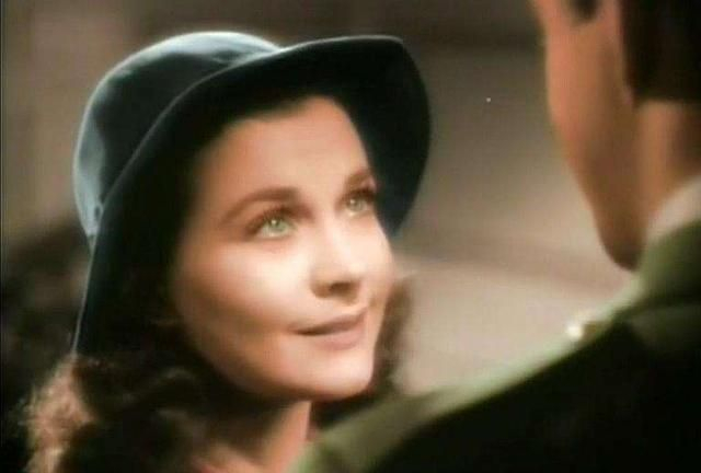 把“Waterloo Bridge”翻译成“魂断蓝桥”的简直是神人