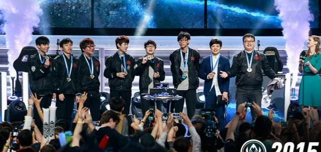 五年前的今天，厂长带领EDG战胜SKT斩获首个MSI冠军！