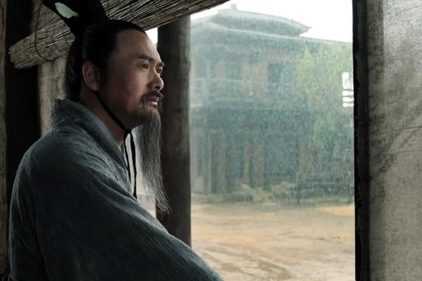 孔子的父亲叫叔梁纥，母亲叫颜徵在，为何孔子却姓孔，他跟着谁姓
