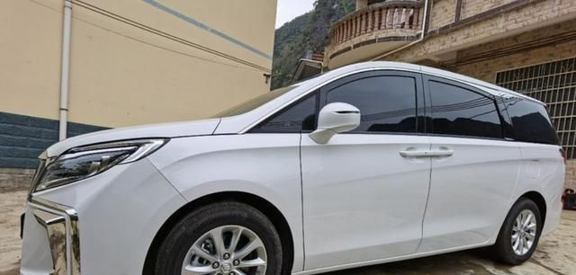 别克GL8ES舒适版，连改装三四万，贵吗