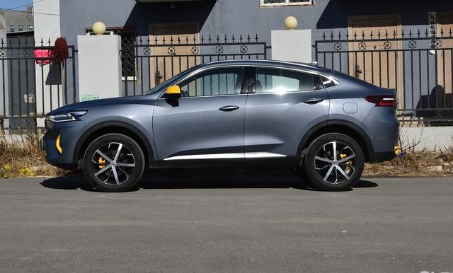 被忽略的哈弗F7x，224马力+7挡双离合，6.6S可破百