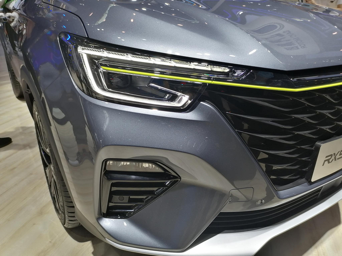 北京车展实拍|荣威RX5 ePLUS亮相 插电混动非常出色