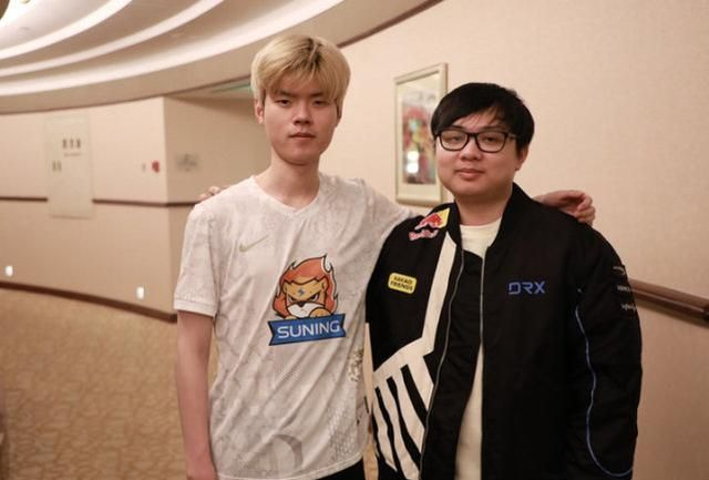 DRX赛前请神!与LPL野王互赠队服!Deft相约Perkz