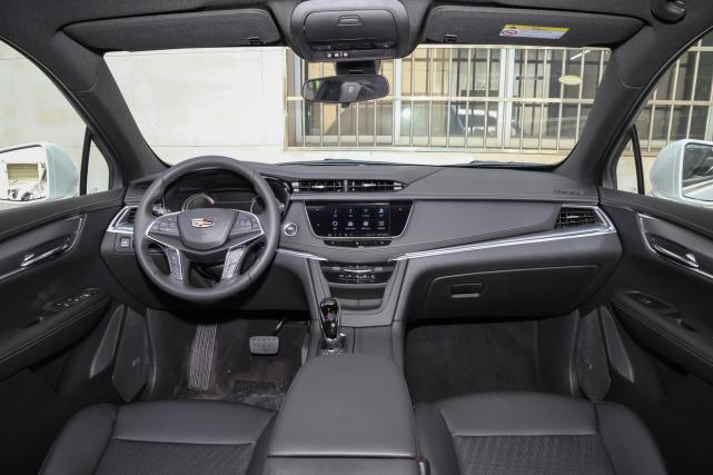 2021款凯迪拉克XT5来了，标配BOSE音响，32.97万想不火都难