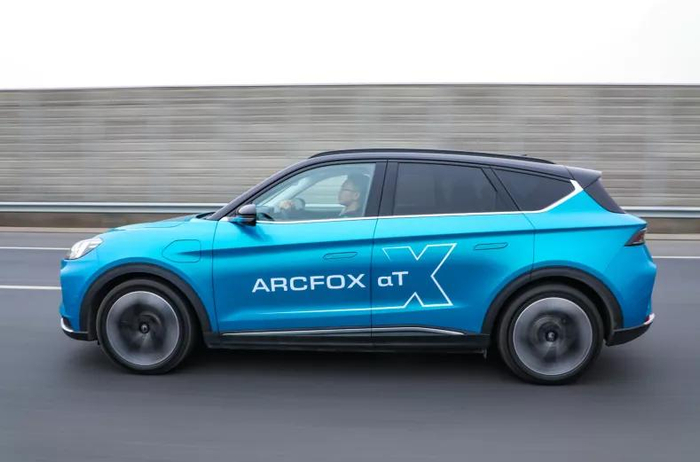 续航600km+ 纯电SUV的新选择，ARCFOX极狐αT