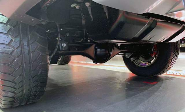 国产版的牧马人，北汽BJ40国六柴油版发布，油耗低至8.5L