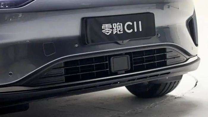 续航600km+自研“凌芯01”！零跑首款高端SUV C11即将预售