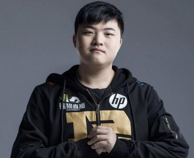 UZI回归RNG无望！最后一个赛季，乌兹去哪支战队圆梦概率最大？