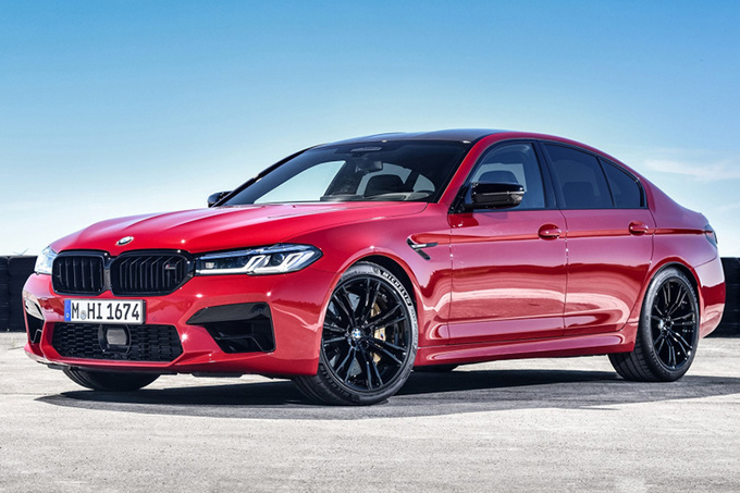 宝马新款M5售价公布！搭4.4T引擎+8AT，比梅赛德斯-AMG E63 S还强