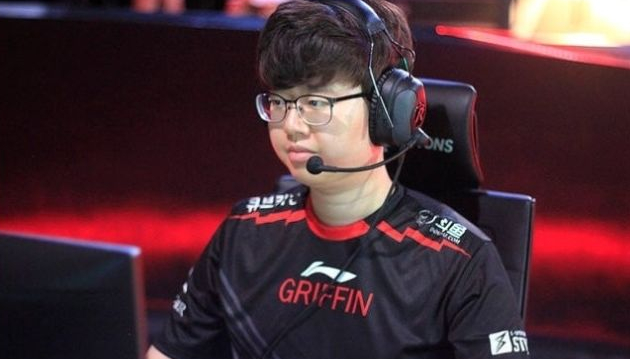 宫斗剧落幕！GRF官宣解散LOL分部，剑皇还是一人抗下了所有|grf|lol|GRF战队|LCK赛区|战队_新浪新闻