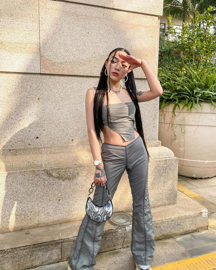 VAVA丁太升互怼上热搜，整个说唱圈都在教丁老师做事？