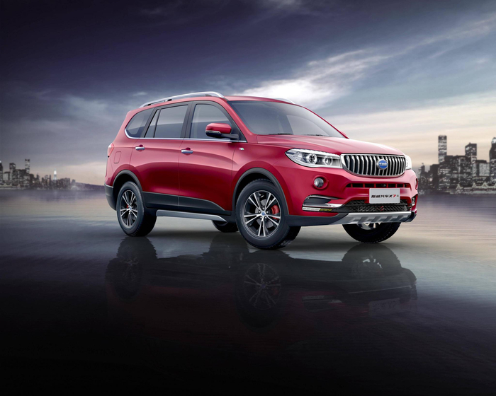 满足国六排放 SWM斯威X7 1.5T车型上市