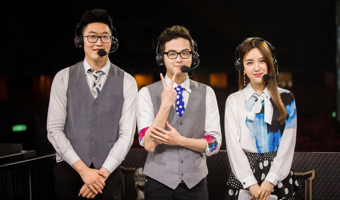 二哥真的没了！解说记得确定离开LPL解说台，与Cat比赛时话离别