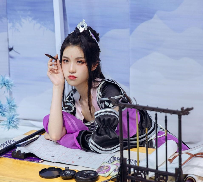 我在200多张BW漫展照片中，选出了最好看的9个Coser！