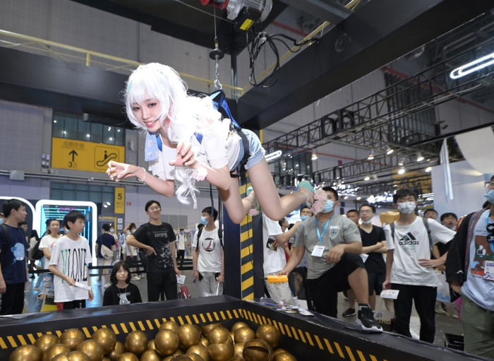 我在200多张BW漫展照片中，选出了最好看的9个Coser！