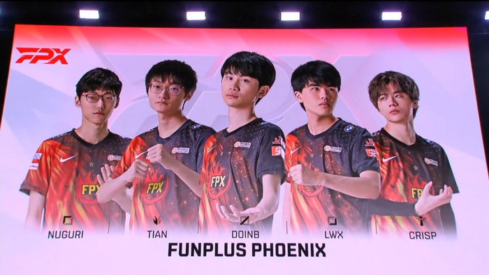 常规赛最佳阵容：Doinb成常规赛MVP最多选手，RNG是最大赢家