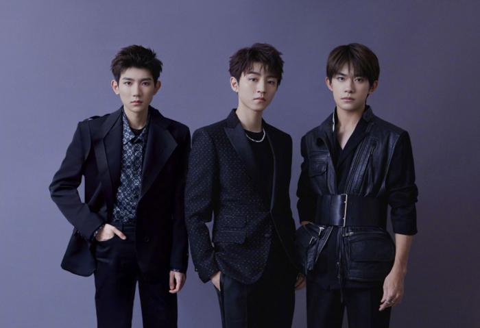 TF家族四代团已经就位，时代峰峻还能复制TFBOYS的成功吗？