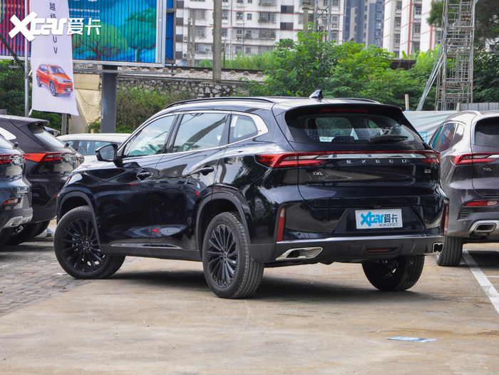 星途凌云400T车型上市 售价15.79万元起