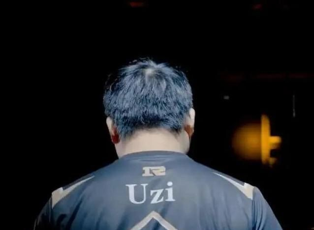 英雄联盟：盘点LPL赛区各时代的ADC代表人物