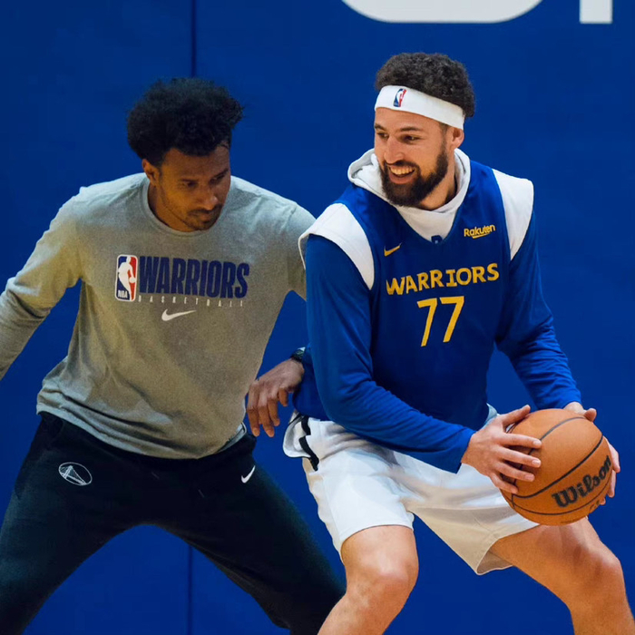 遗憾落选75大球星的五大巨星，汤普森表达不满，多人碾压利拉德