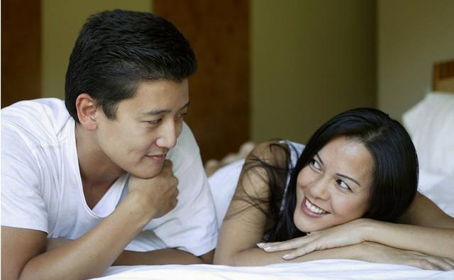 男人有多爱你，他的“身体语言”会告诉你，绝不隐瞒