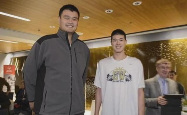 NBA1-5号位史上最强黄种人球员：姚明在列,1位置居然空缺