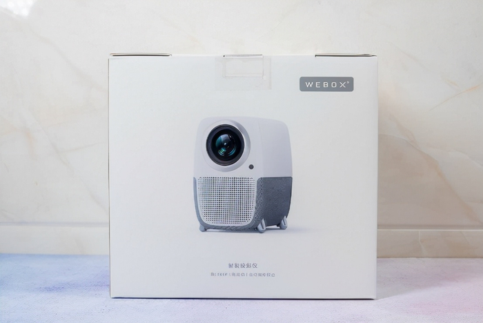 无广告，秒变百寸巨幕，视觉更震撼，泰捷WEBOX T1S智能投影仪|投影仪|遥控器|梯形校正_新浪新闻