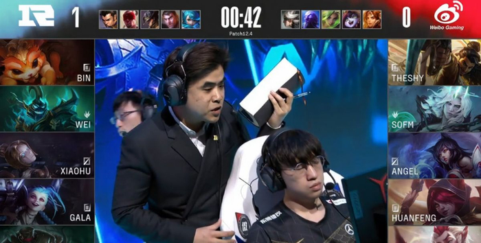 WBG内鬼显露！theshy被打出了痛苦面具，小明采访疯狂暗示