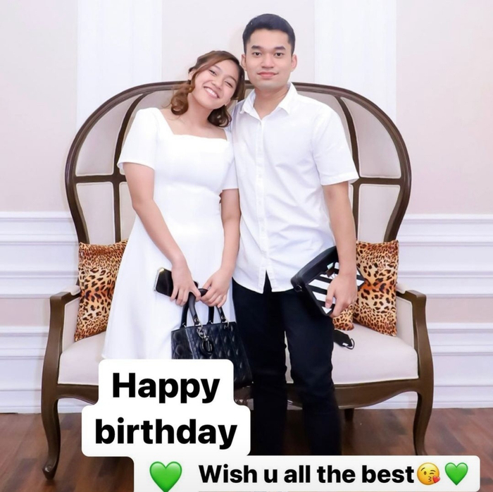 太甜蜜！又一羽毛球世界冠军公开恋情，年仅20岁就事业爱情双丰收