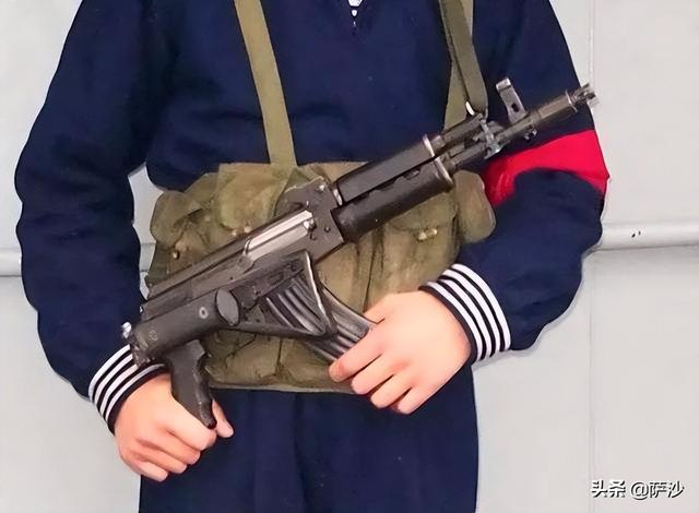 新中国最漂亮性感的一款长枪是什么？性能平平的56C式短自动步枪