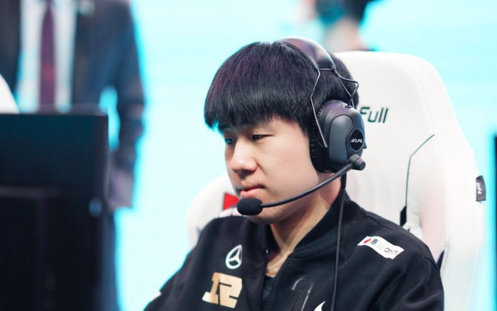 PCS赛区谈MSI季中赛：PSG打RNG最多55开，但一定能够晋级！