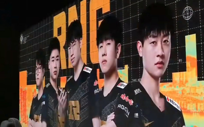 MSI半决赛分组出炉，RNG选择了EG，北枫直呼：半决赛稳赢了