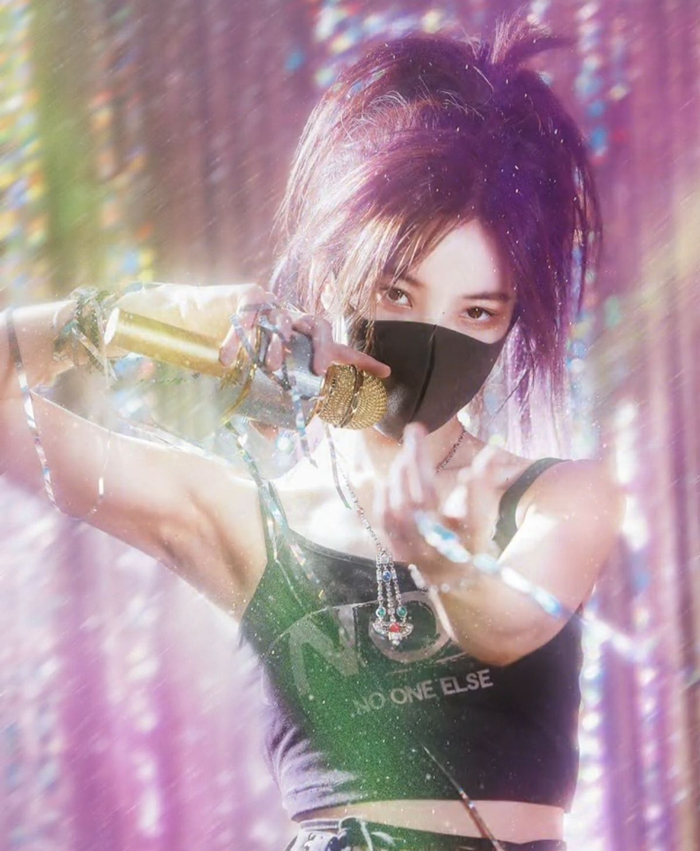 KPL主持徐十七意外走红，长相酷似野生阿卡丽，LPL粉丝力求归建