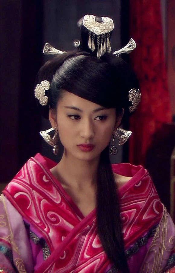 太长脸了！这7位女明星都是 大长脸”，却美得很高级